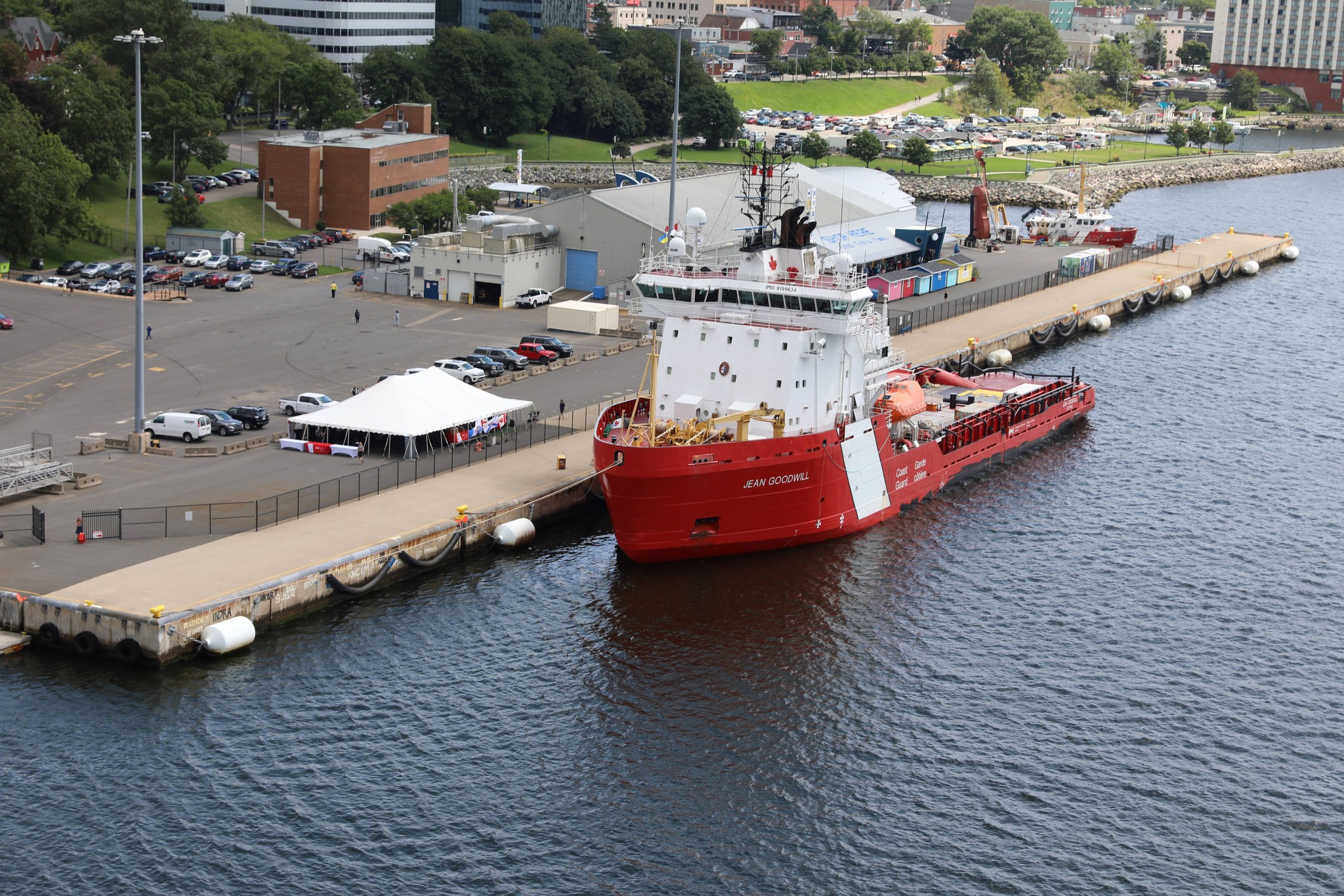 The Canadian Coast Guard Dedicates its Latest Icebreaker into Service ...