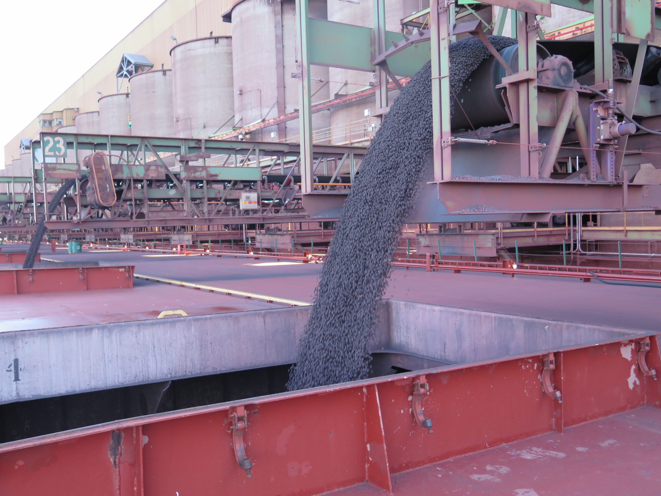 Great Lakes Limestone and Iron Ore Trade Up in August – Seaway Review