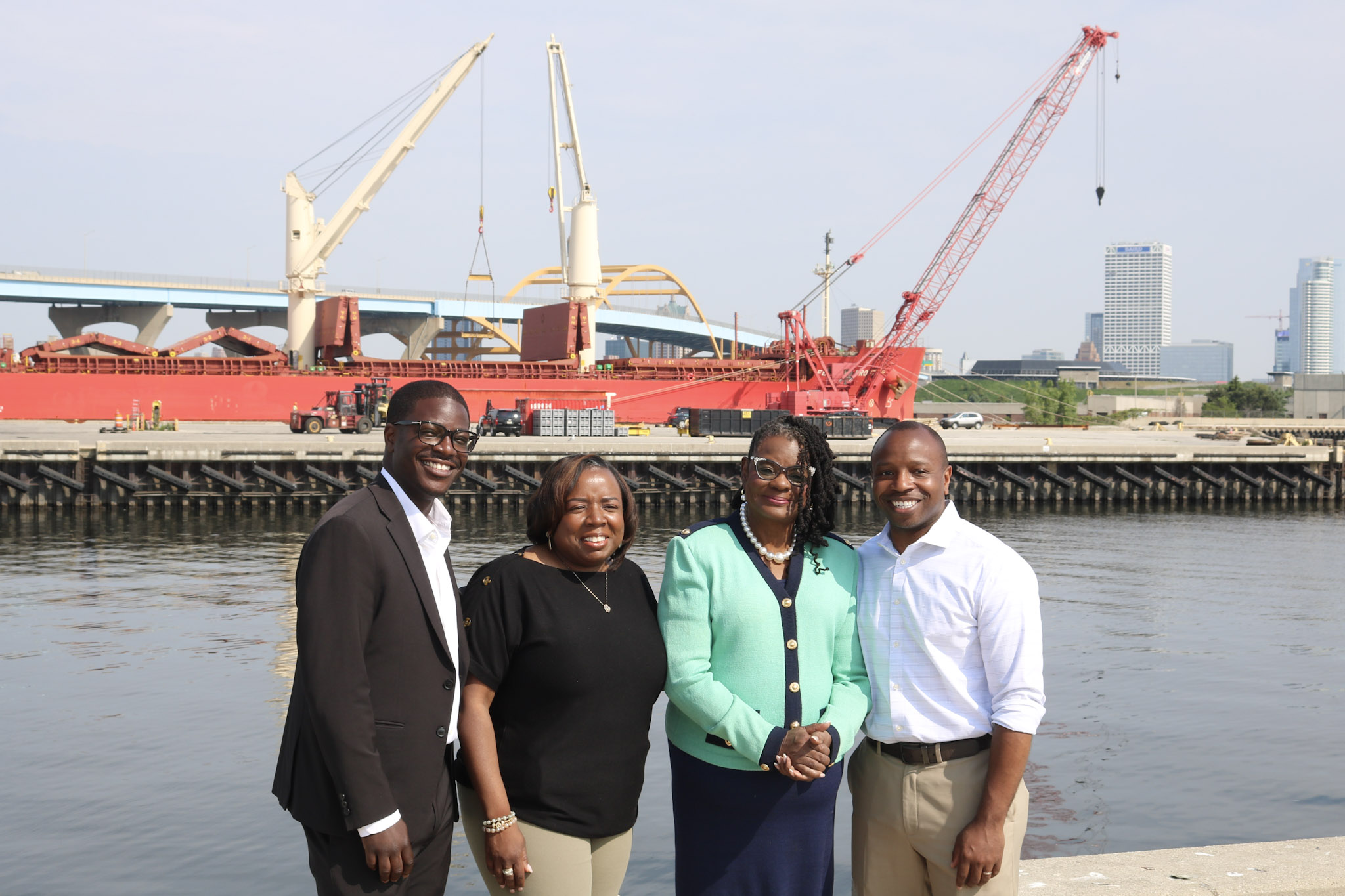 Port Milwaukee Spotlights Significance of Great Lakes Maritime Industry ...